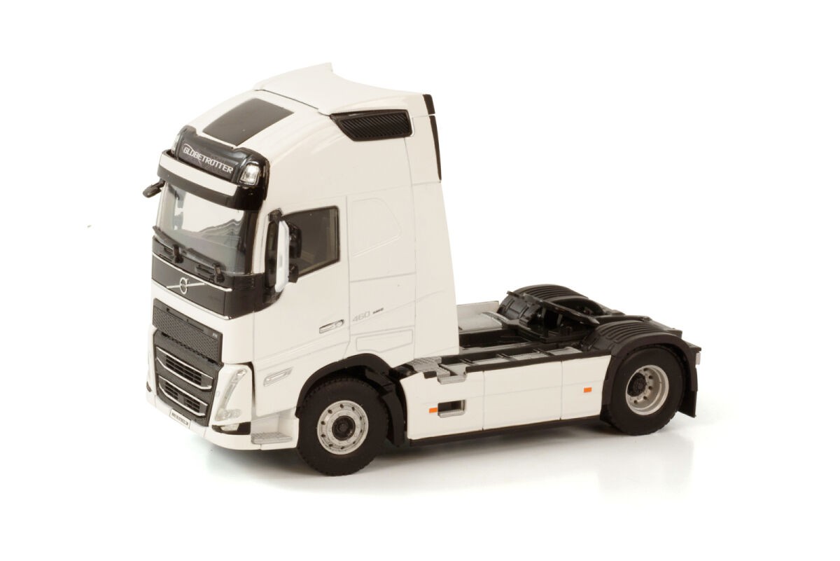 WSI 03-2041 VOLVO FH5 GLOBETROTTER XL 4X2 WHITE LINE WSI MODELS