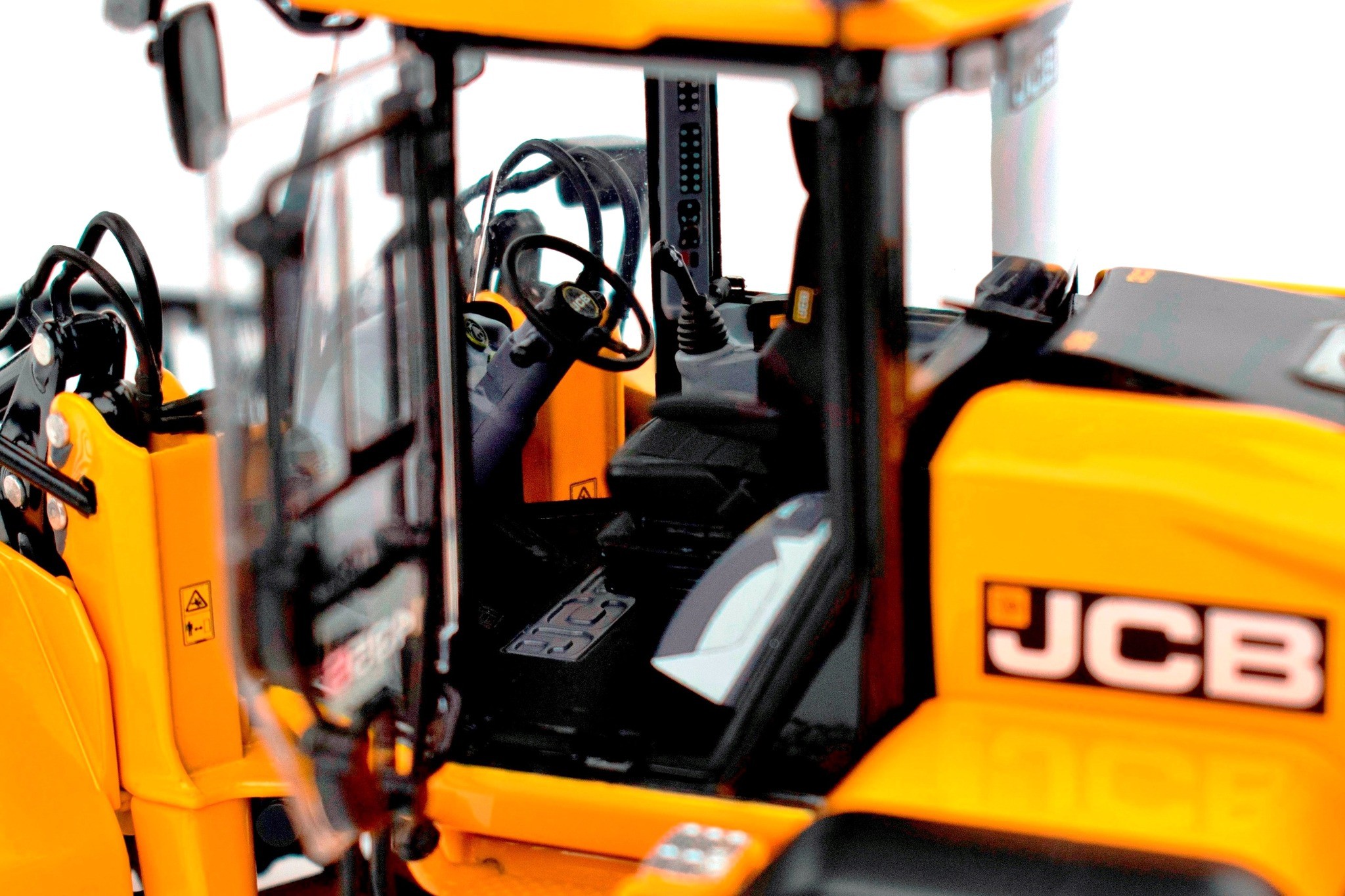 AT3200180 JCB 435S Agri wheel loader with grass fork AT COLLECTIONS