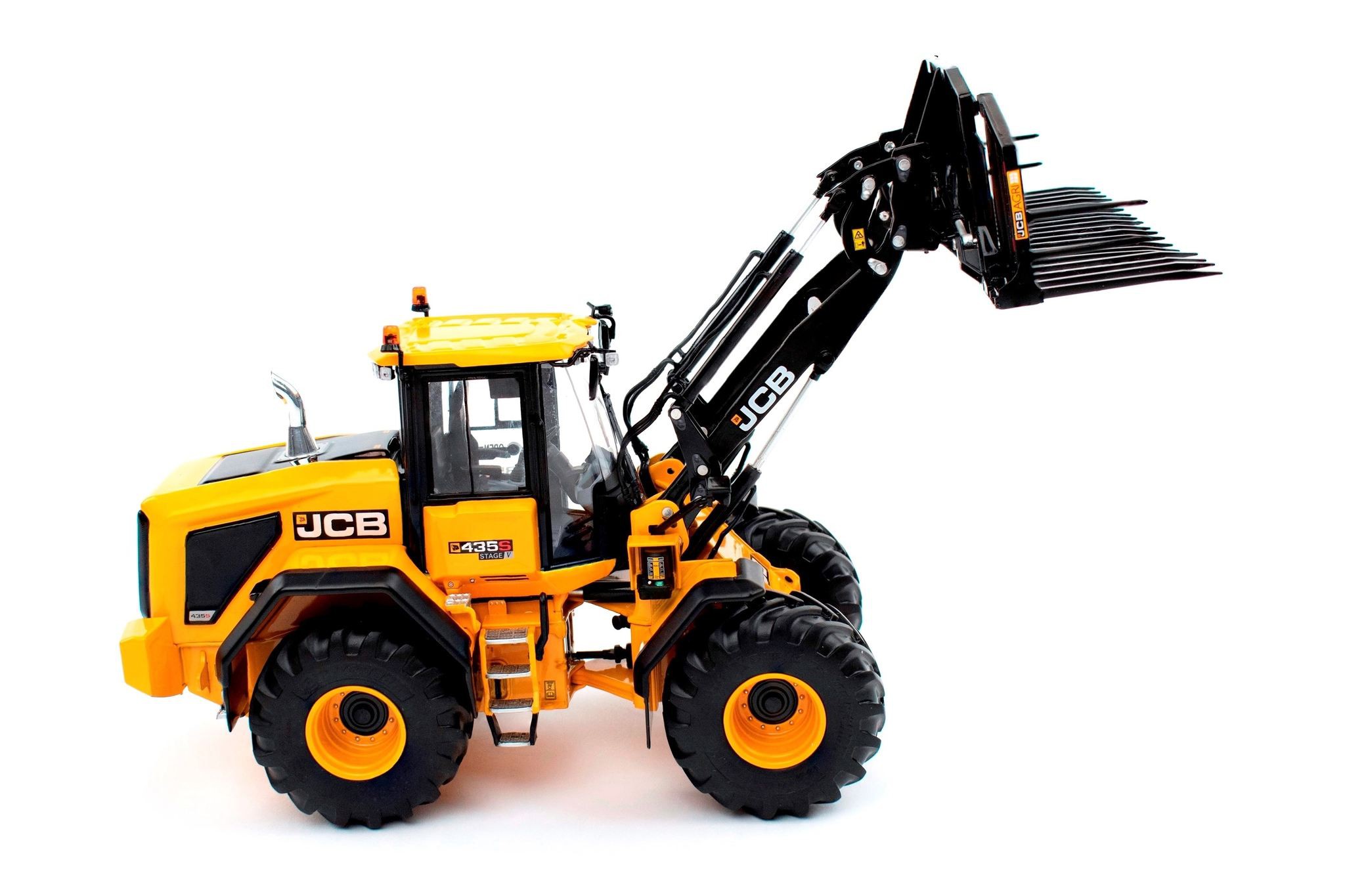 AT3200180 JCB 435S Agri wheel loader with grass fork AT COLLECTIONS