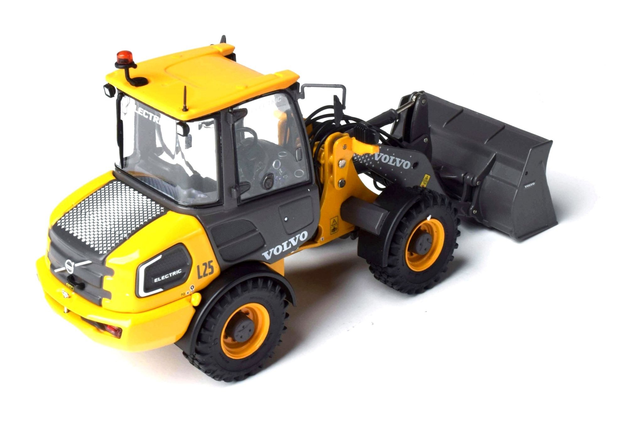 AT3200164 Volvo L25 Compact Wheel Loader Electric AT COLLECTIONS