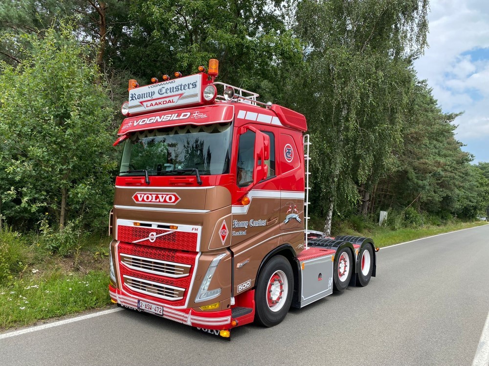 TEKNO 83727 Volvo FH05 6x2 laag dak met 3-assige kipper Ronny Ceus...