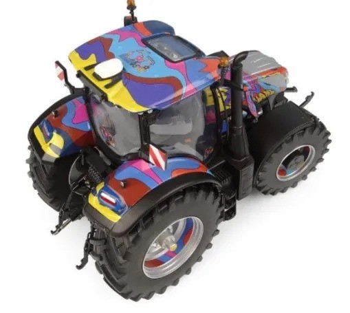 UH 6698 New holland t7.300 Basildon 60 year tractor 79,00 € UNIVERS...