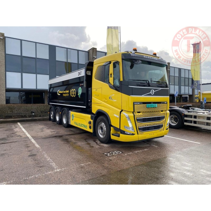 WSI 01-4603 VOLVO FH5 SLEEPER CAB ELECTRIC 8X4 TIPPER TRUCK MILLEN...