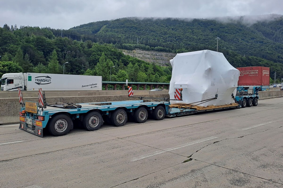 WSI 01-4657 MERCEDES-BENZ ACTROS MP5 SLT BIG SPACE 8X4 LOW LOADER W...