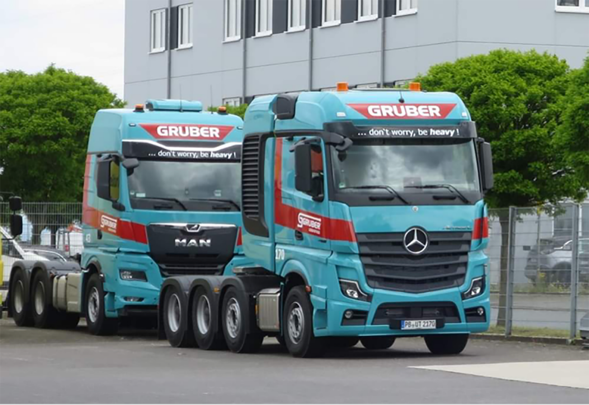 WSI 01-4657 MERCEDES-BENZ ACTROS MP5 SLT BIG SPACE 8X4 LOW LOADER W...