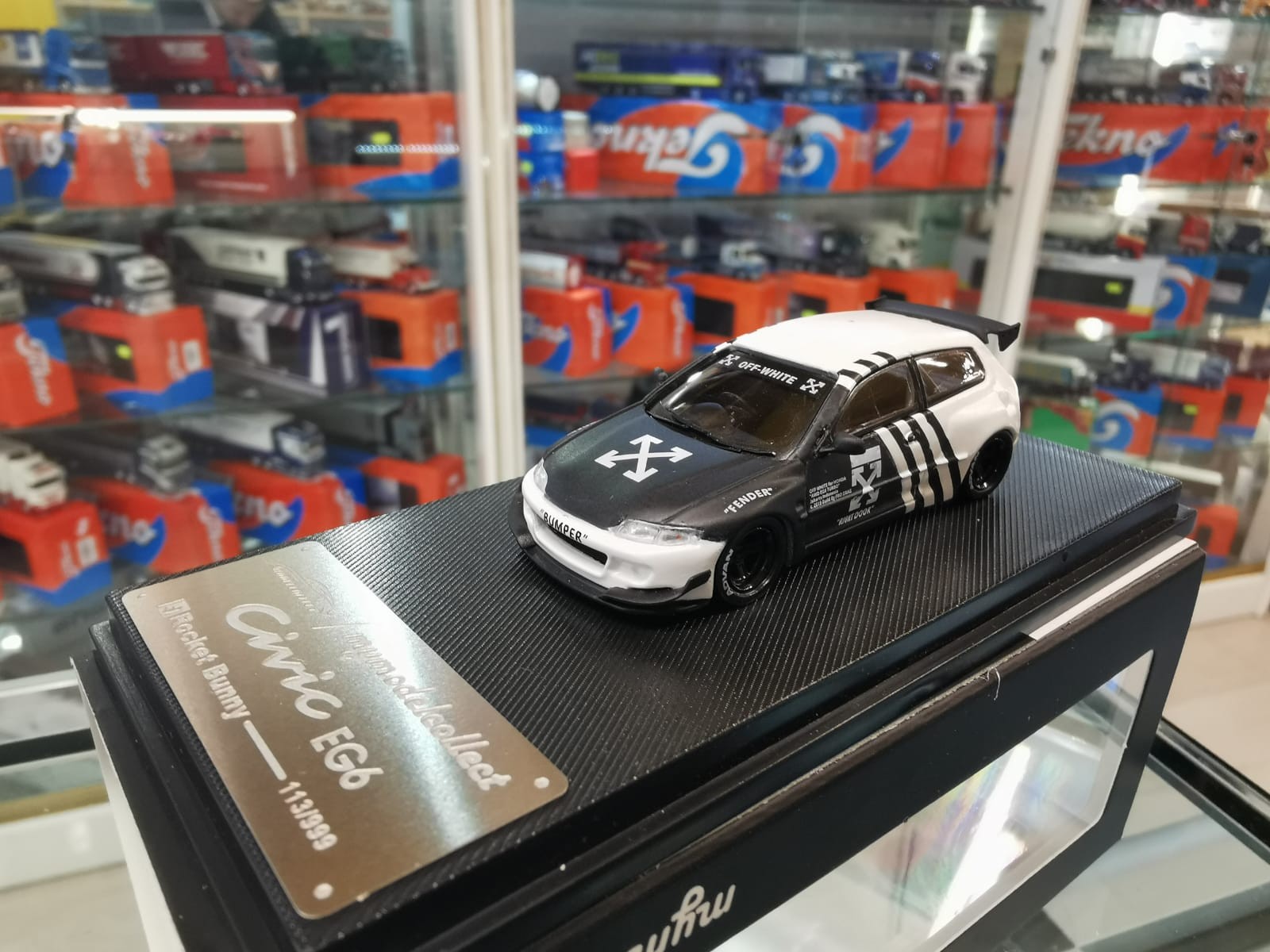 MC640013B 1/64 Honda Civic eg86 rocket bunny 34,90 € MODELCOLLECT